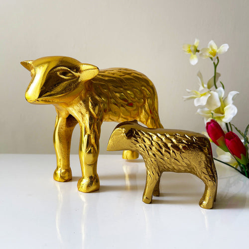 Decorative Items for Your Room with Casagold's Showpiece Collection